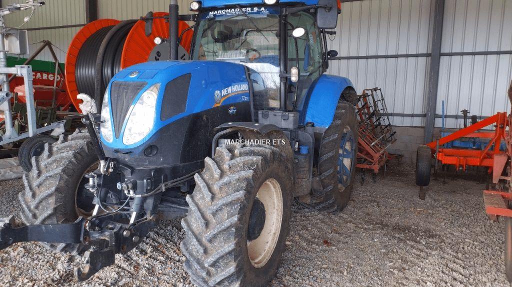 NEW HOLLAND T7.200 RANGE d'occasion - Tracteur agricole - 155 ch - 2012