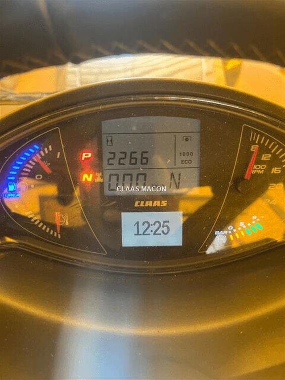 CLAAS AXION 930 (A64/340) d'occasion - Tracteur agricole - 2024