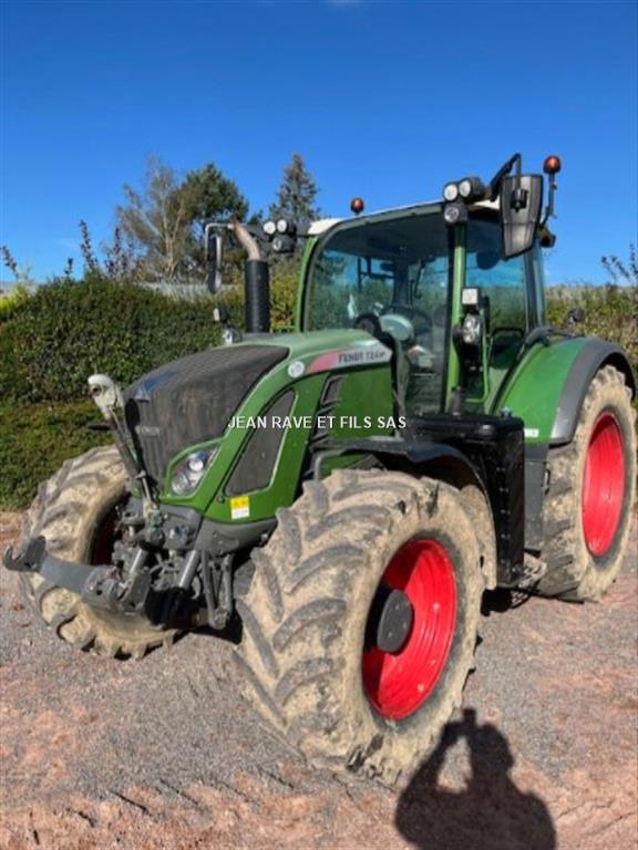 FENDT 724 VARIO PROFI d'occasion - Tracteur agricole - 240 ch - 2019