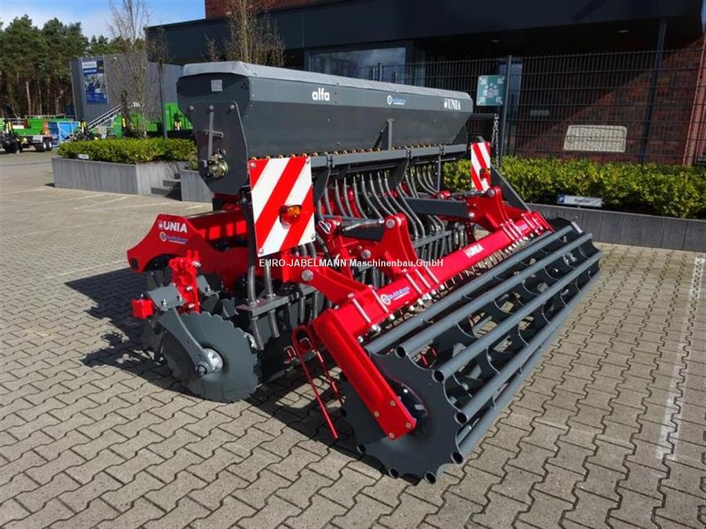 Gebrauchte/r/s UNIA ZWISCHENFRUCHTDRILLMASCHINE, ALFA 3,00 M, 25 REIHE ...